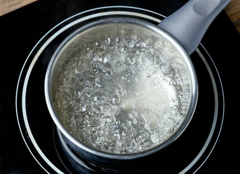 The Science Behind Rice Cooking: Understanding Water Ratios and Cooking ...